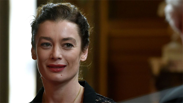 Aurélie Dupont agradece a la maestra Alicia Alonso