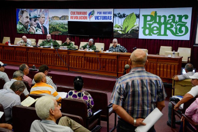 Marrero Cruz: en cada municipio resolver problemas a causa de Ian (+Fotos)