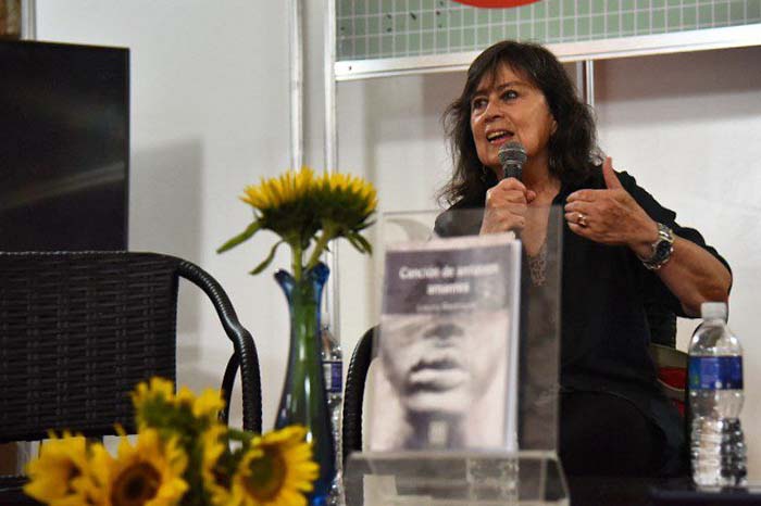 En Cuba, Canción de antiguos amantes, de Laura Restrepo