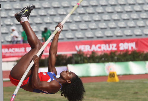 Atletismo cubano aspira a mejores resultados en Toronto
